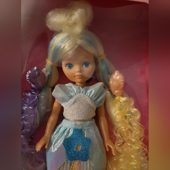 Mattel | Toys | 987 Enchanted Island Lady Lovely Locks Maiden ...